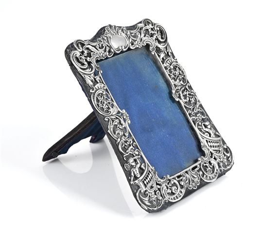 William Comyns | Victorian silver photo frame, William Comyns, Lond ...