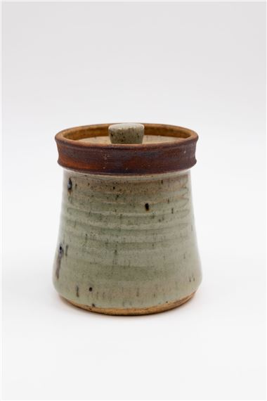 Chester Nealie | Chester Nealie Small lidded pot stoneware | MutualArt
