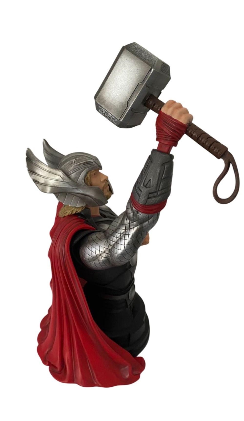 Chris | Marvel Studios - Thor The Mighty Avenger signed by Chris ...