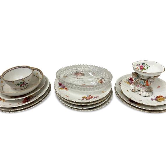 Meissen | NINE VICTORIAN STYLE FLORAL SIDE PLATES | MutualArt