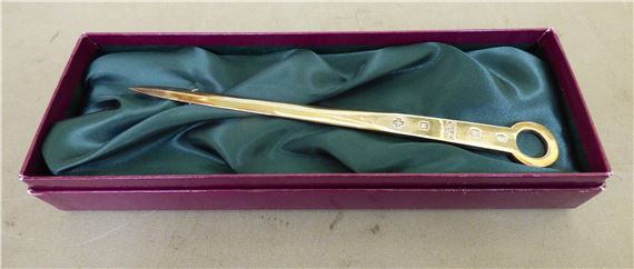 Peter Garrard Askew | An Asprey & Garrard Millennium Edition Britannia ...