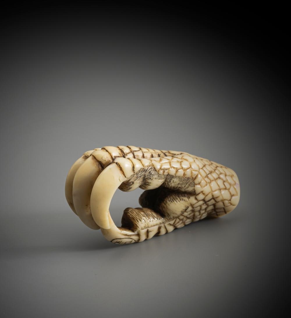 Masanao | Netsuke of a falcon claw made from maritime ivory (1985 ...