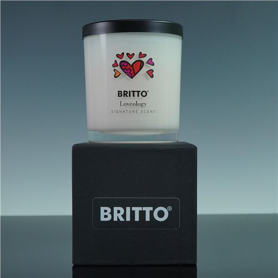 Romero Britto | Britto Loveology Signature Scent Candle, Hearts (21st ...