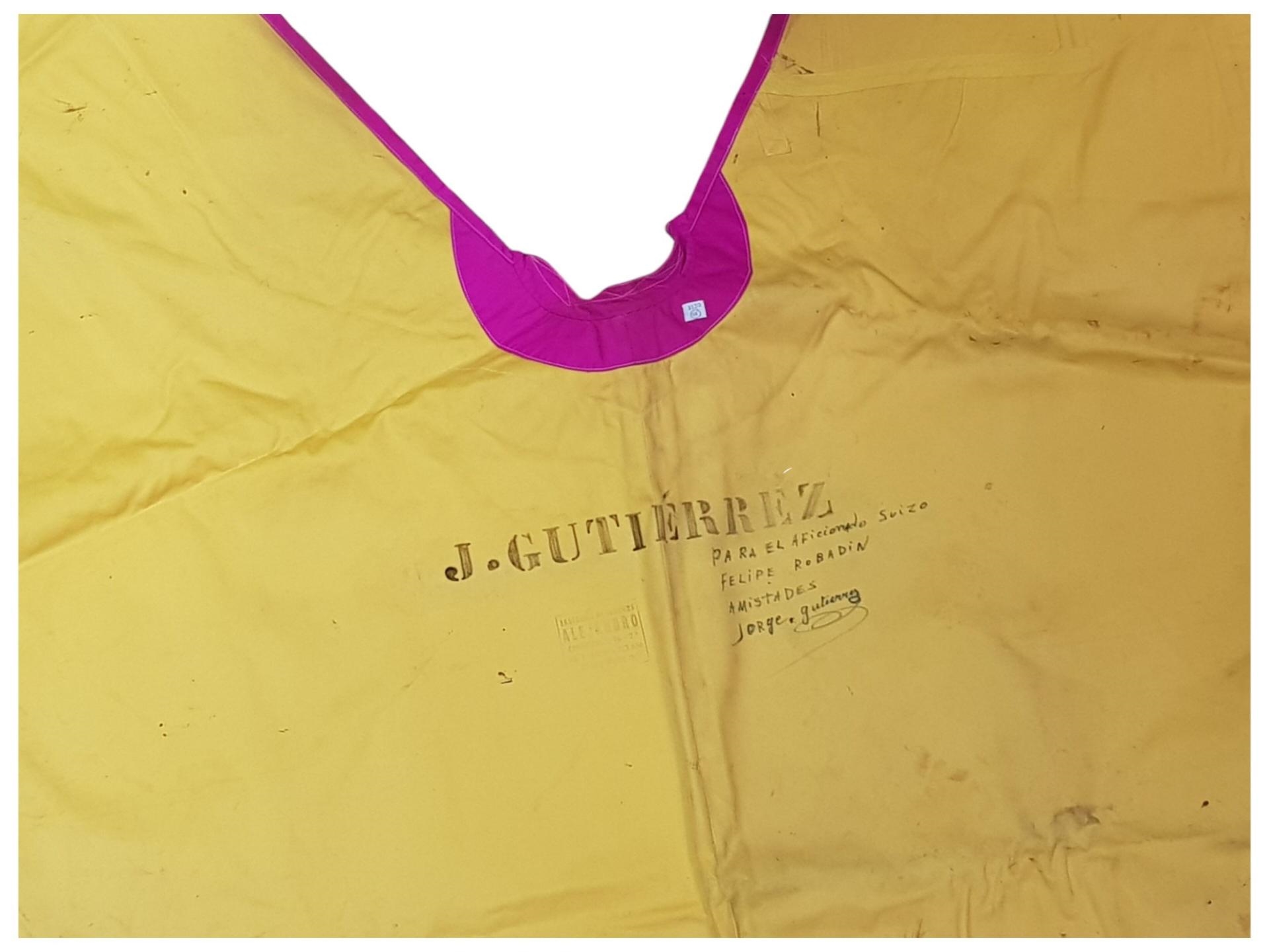 Jorge | Capote de Jorge GUTIEREZ AGUILERA de la Maison ALEXANDRO ...