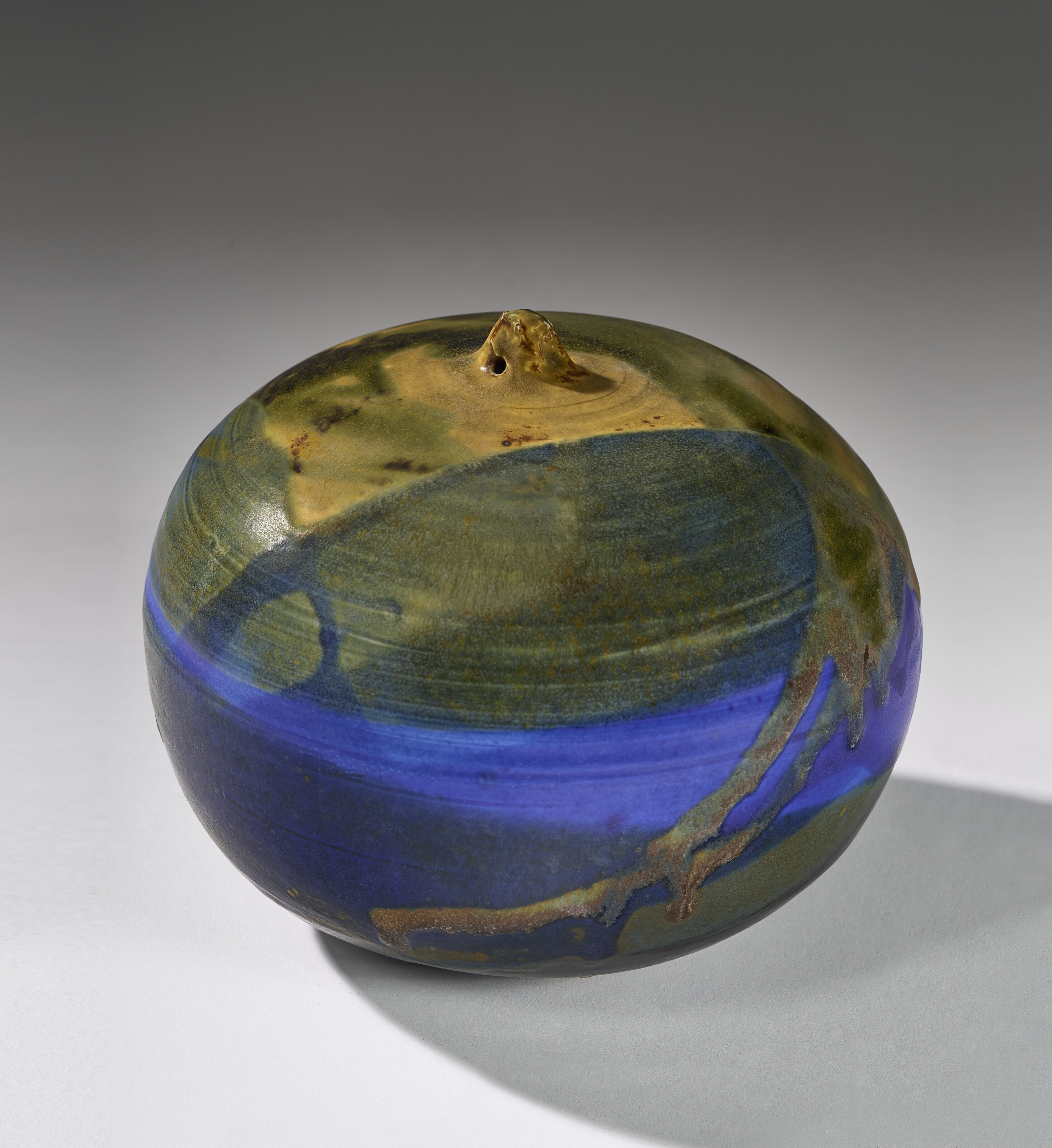 Toshiko Takaezu | Makaha Blue Closed Form (Circa 1970) | MutualArt