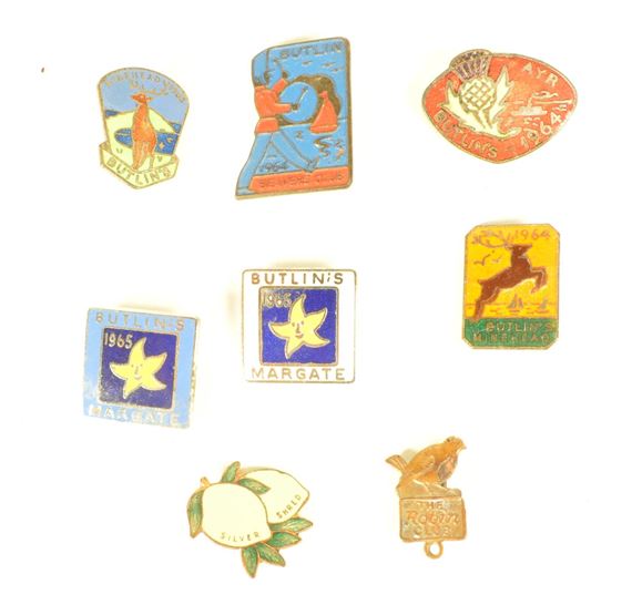 Robin | BUTLINS - MID CENTURY COLLECTION OF ENAMELED BADGES (Circa ...