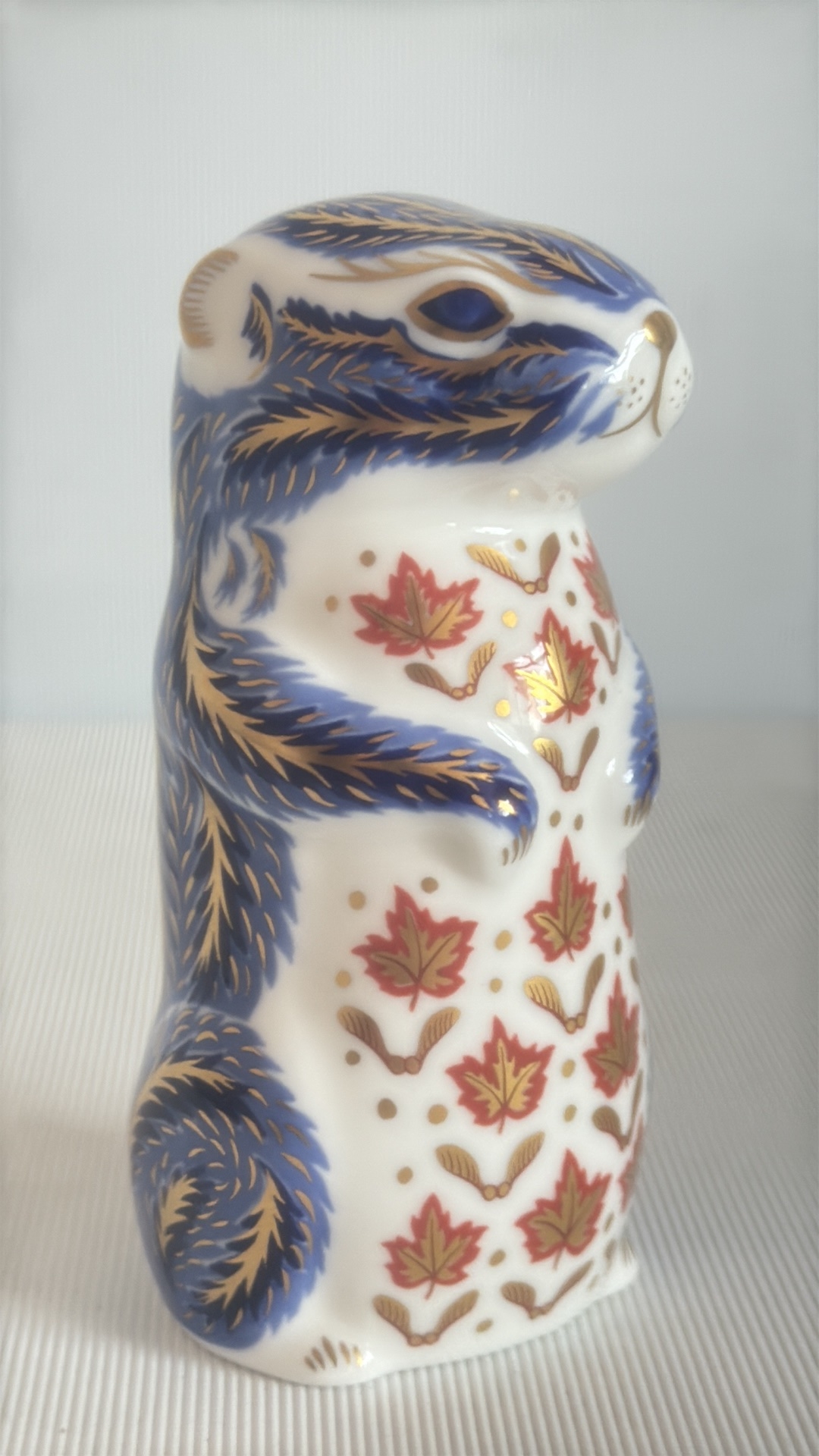 Robert Jefferson | Boxed Royal crown derby chipmunk with gold stopper ...