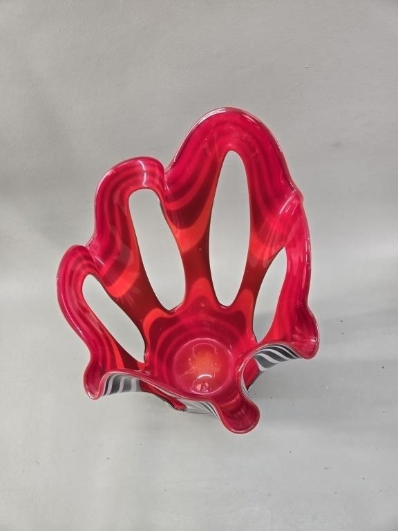 JOZEFINA KROSNO | Jozefina Krosno Hand-Blown Sculpture Vase | MutualArt