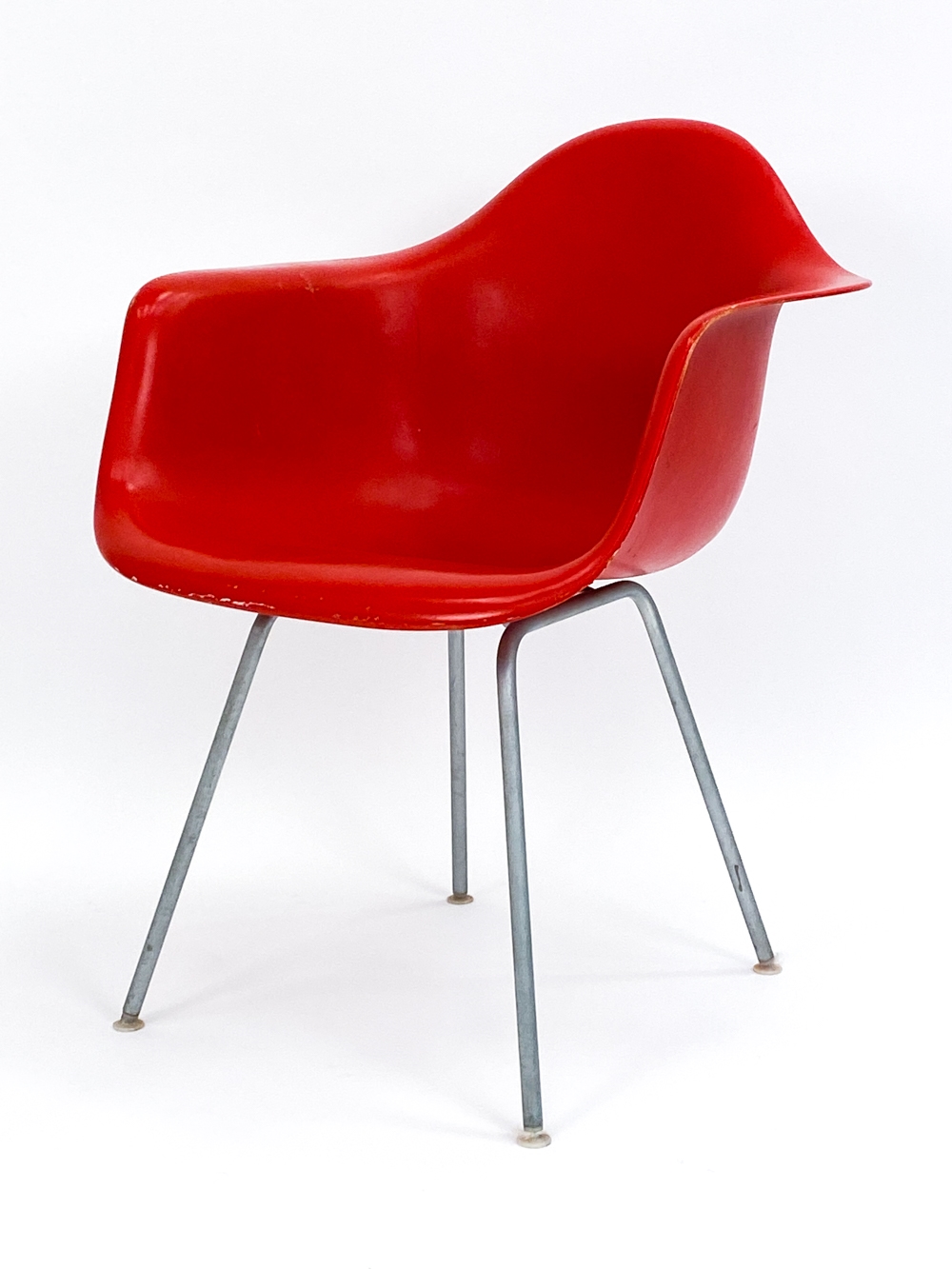 Charles & Ray Eames | SHELL CHAIR | MutualArt