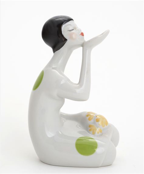 Aina Mellupe | Dekoratīva figūra Pienene 1968 (1968) | MutualArt