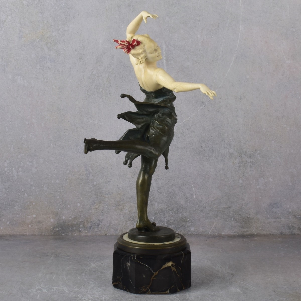 Bruno Zach | A Dancer | MutualArt