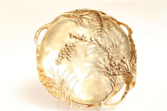 Albert Marionnet | Coupe en bronze doré à décor en relief de branchages ...