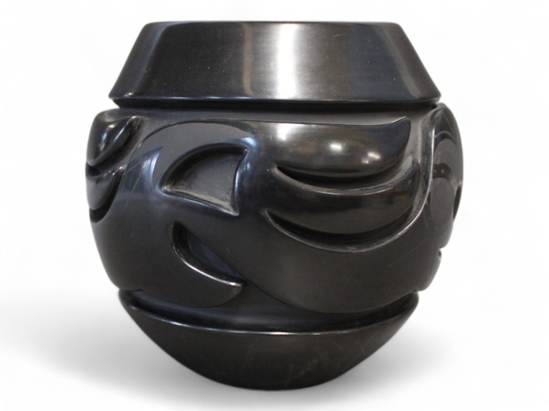 Mary Cain | Santa Clara Bear Claw Pot (1970) | MutualArt