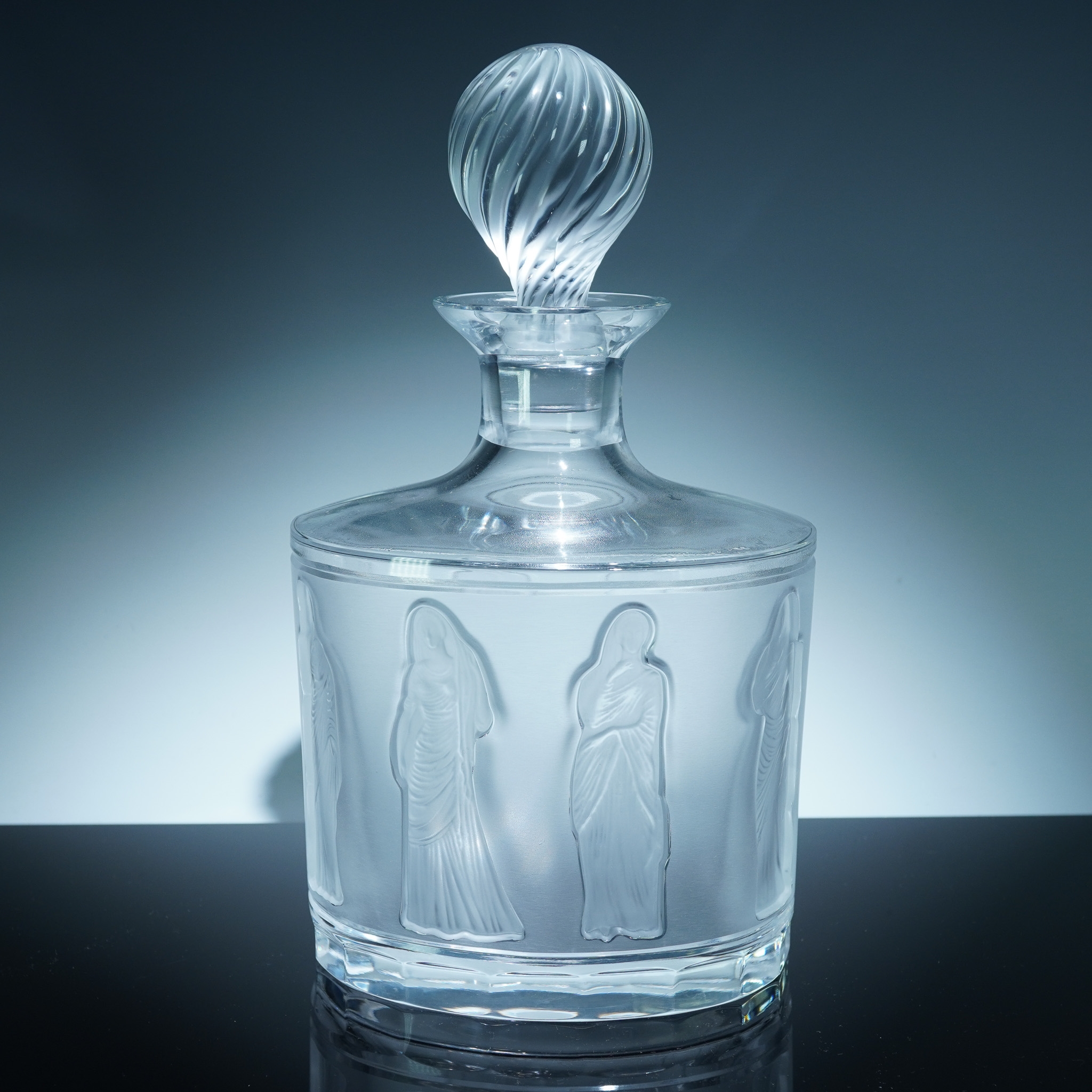 René Lalique | Lalique Crystal Decanter, Femmes | MutualArt
