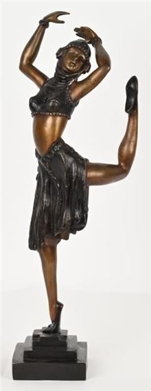 Demétre H. Chiparus | PIERROT A LA MANDOLINE | MutualArt