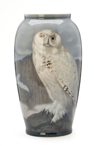 Harald Moltke | Vase decorated in underglaze colours with snow owl in ...