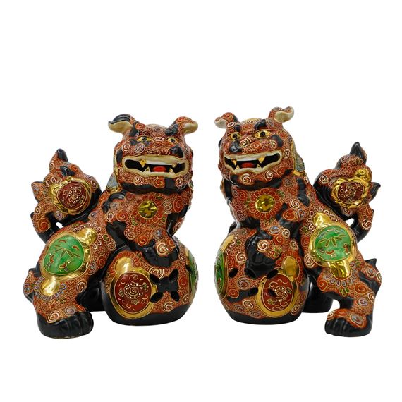 Japanese School, 20th Century | Kutani Foo Dogs | MutualArt