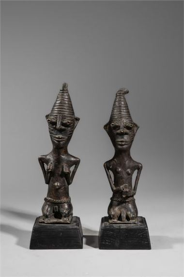 Nigerian School | Two seated figures | MutualArt