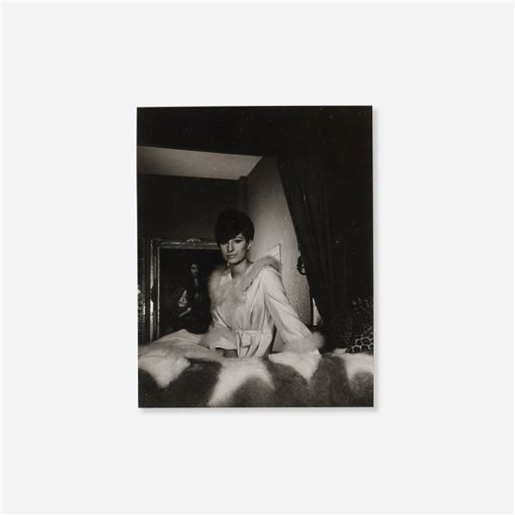 Philippe Halsman | Barbara Streisand in Cosmopolitan inside story (1965 ...