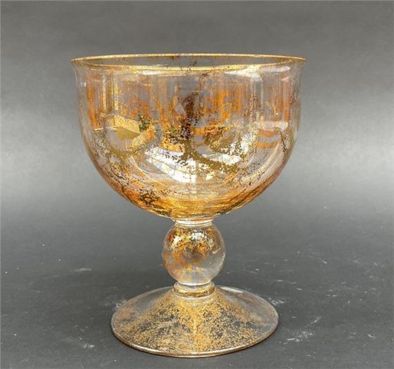 Jean-Paul van Lith | Glass footed bowl with gold spangled decoration ...