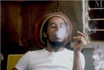 Patrick Chauvel | Bob Marley chez lui (1980) | MutualArt