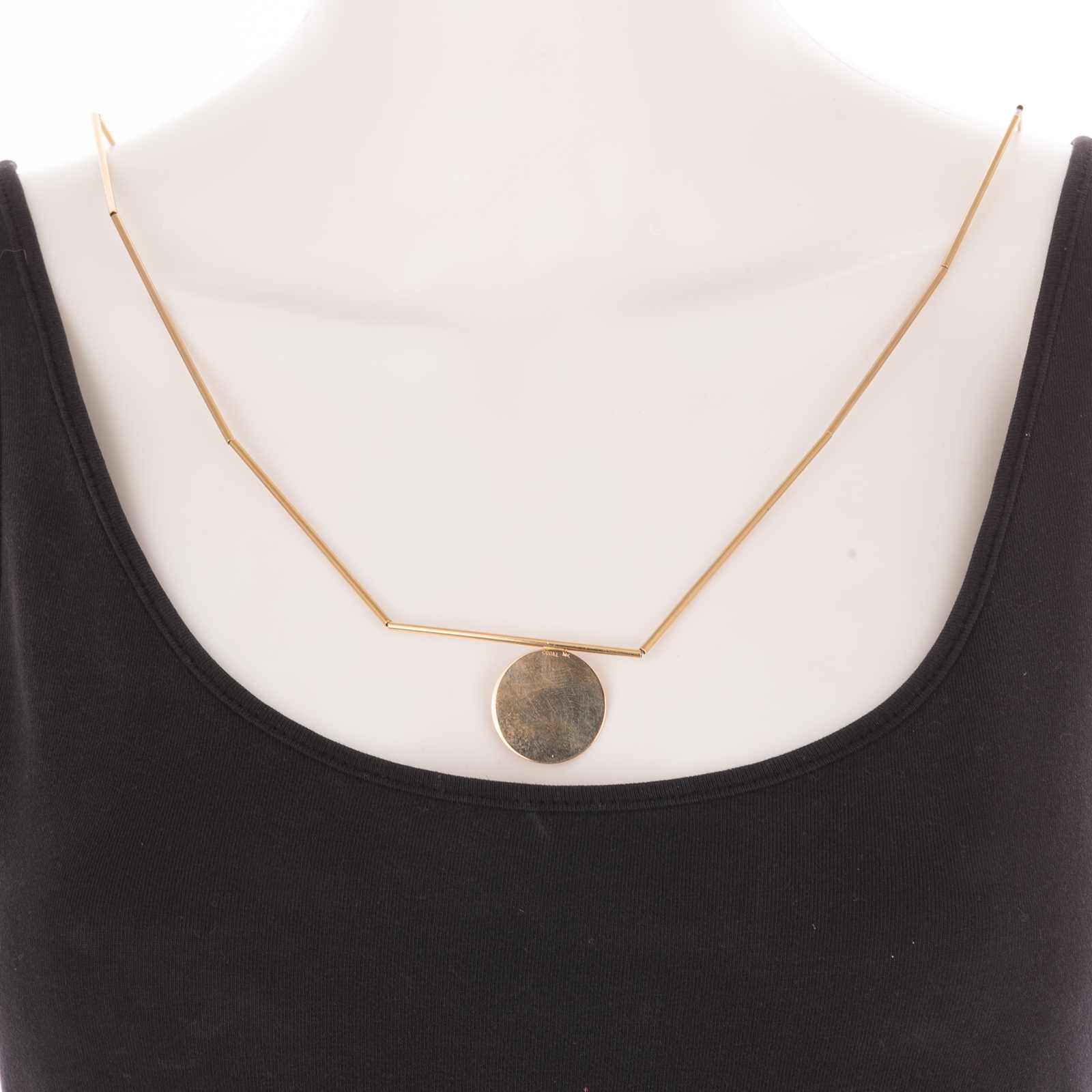 Betty Cooke | A Disc Necklace in 14K | MutualArt