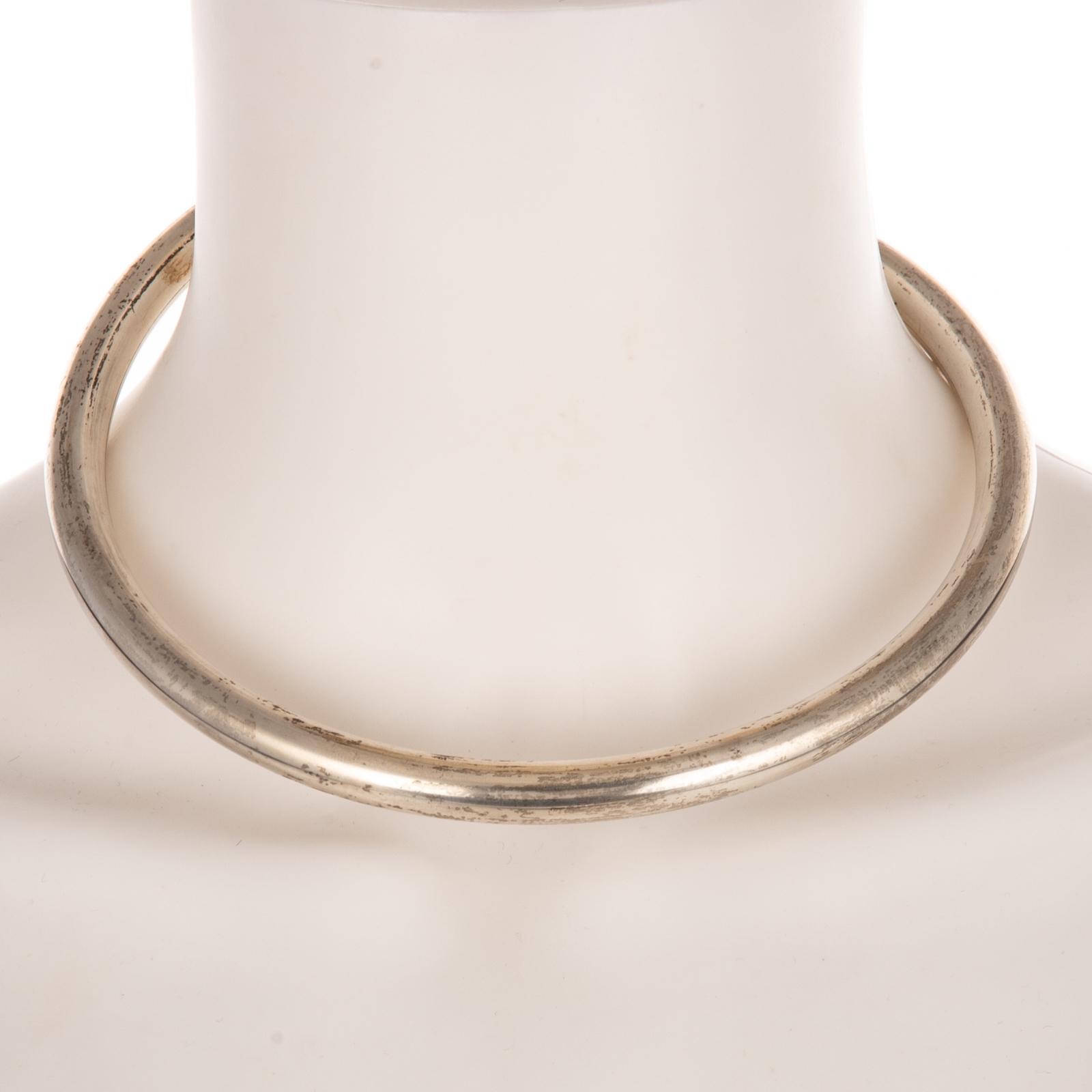 Betty Cooke | A Large Tube Collar in Sterling Silver | MutualArt