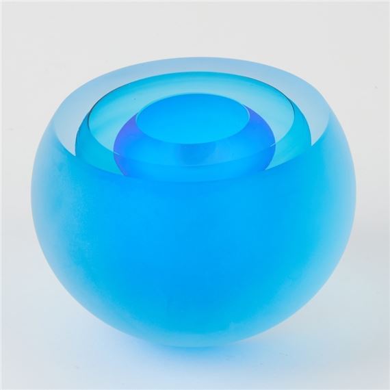 Rebecca Heap | Art Glass Form | MutualArt
