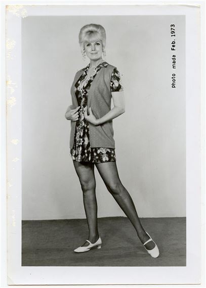 Bunny Yeager | PIN UP Photo Estate BUNNY YEAGER 7 x 5 | MutualArt
