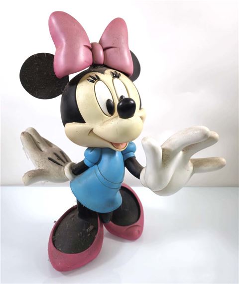Peter Mook | Minnie Mouse | MutualArt