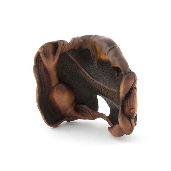 David Carlin | CARVED POLYCHROME BOXWOOD NETSUKE (19th Century) | MutualArt