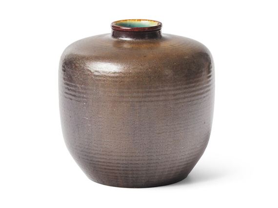 Norman Wilson | A Wedgwood Norman Wilson (1902-1985) Unique Ware Vase ...