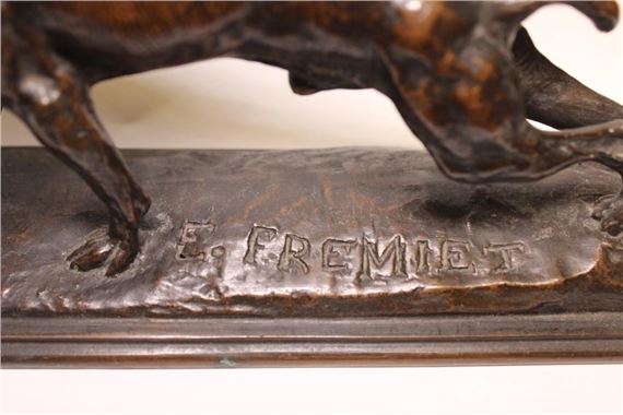 Emmanuel Frémiet | Bronze Sculpture of a Dog | MutualArt