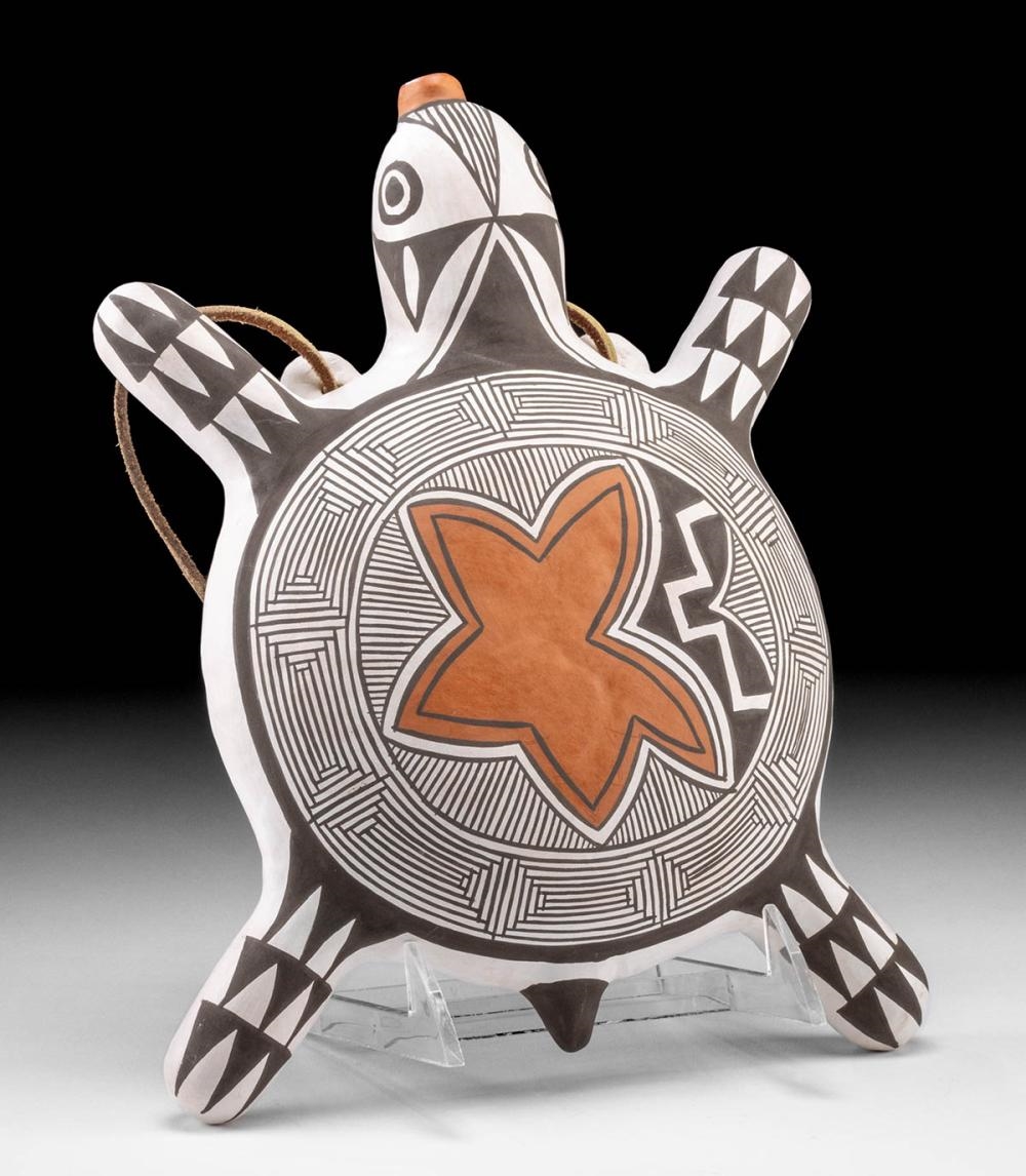 Ethel Shields | Acoma Pueblo Pottery Turtle (20th Century) | MutualArt
