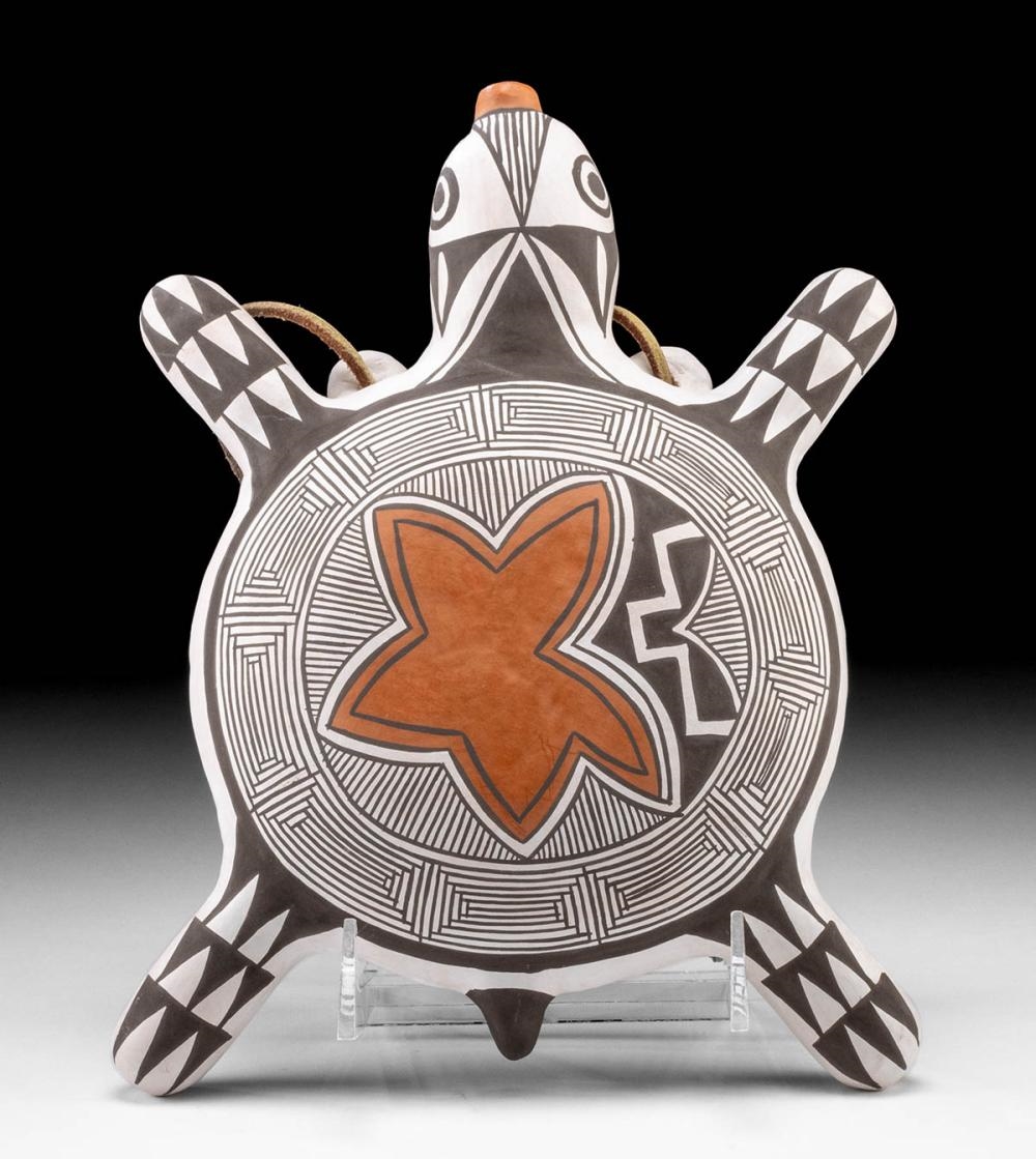 Ethel Shields | Acoma Pueblo Pottery Turtle (20th Century) | MutualArt