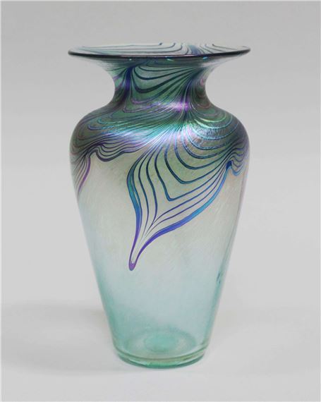 Robert Held | Robert Held Art Glass Vase | MutualArt