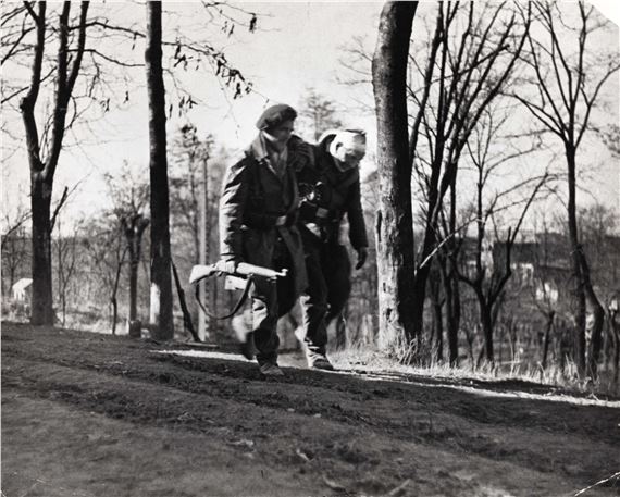 Robert Capa | ROBERT CAPA (1913–1954) Members of the International ...