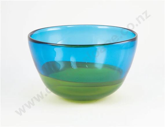 Garry Nash | Glass Bowl (2007) | MutualArt