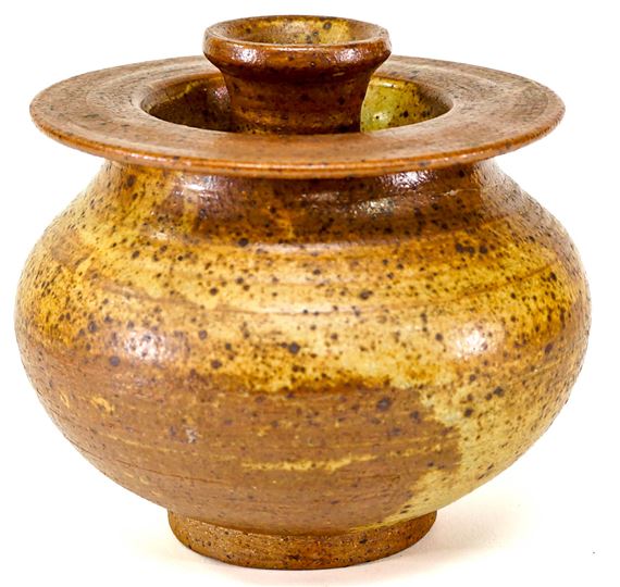Ken Ferguson | Ken Ferguson Studio Pottery Covered Jar | MutualArt