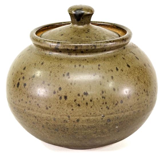 Ken Ferguson | Ken Ferguson Studio Pottery Covered Jar | MutualArt