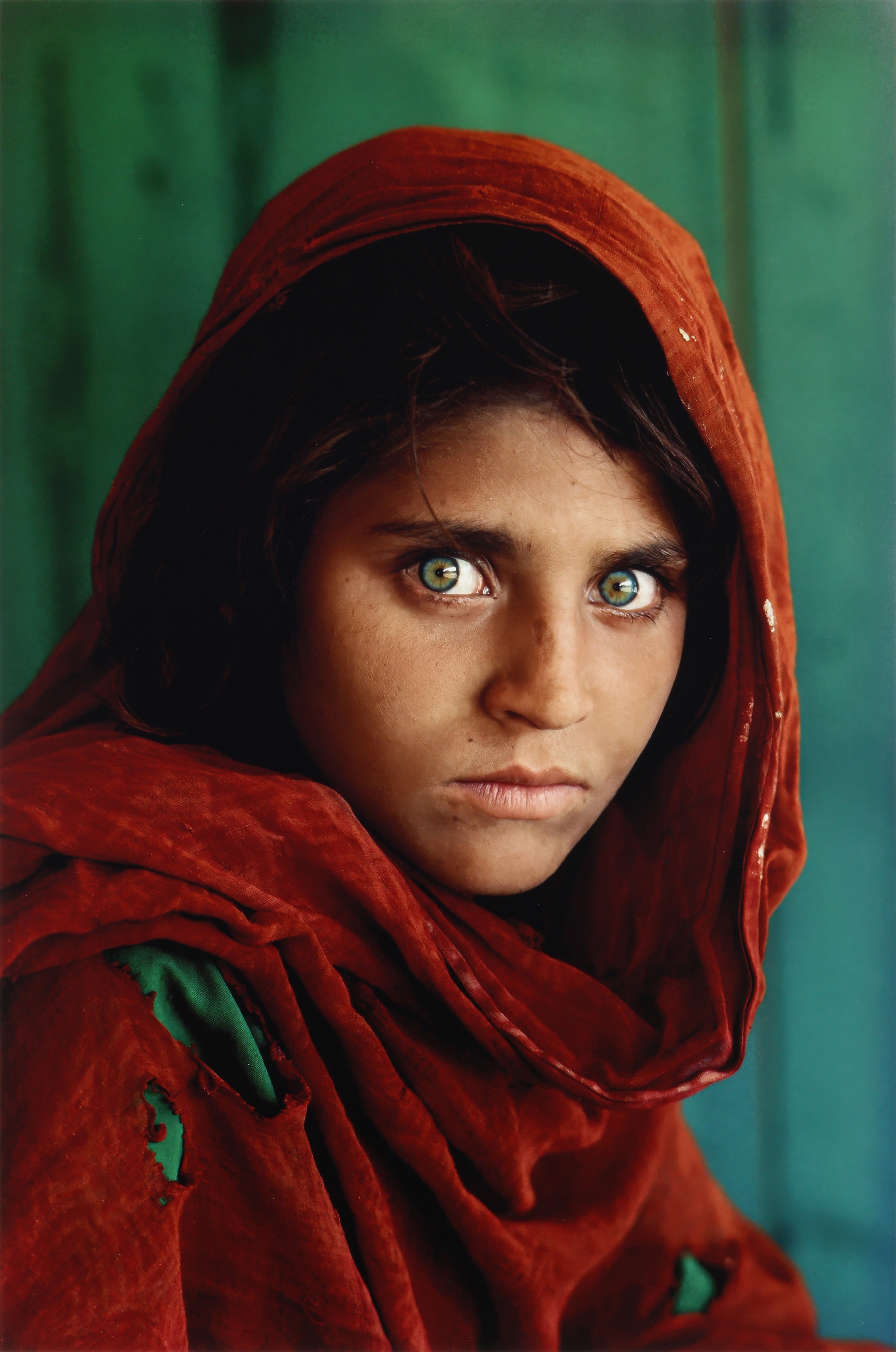 Steve McCurry | Afghan Girl (Sharbat Gula (1984) | MutualArt