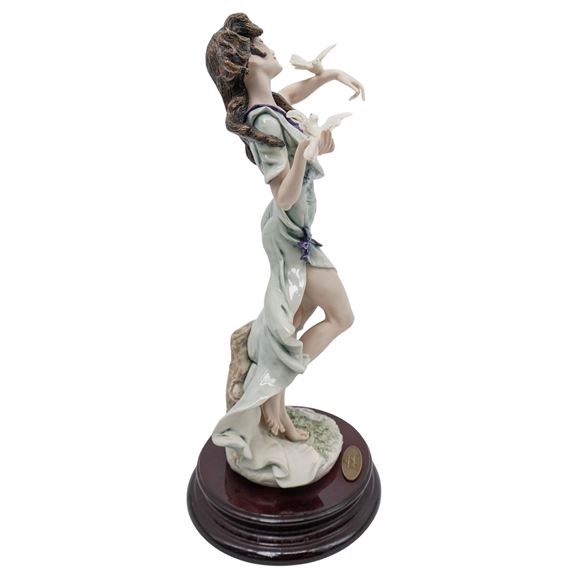 Giuseppe Armani | Daphne (20) | MutualArt