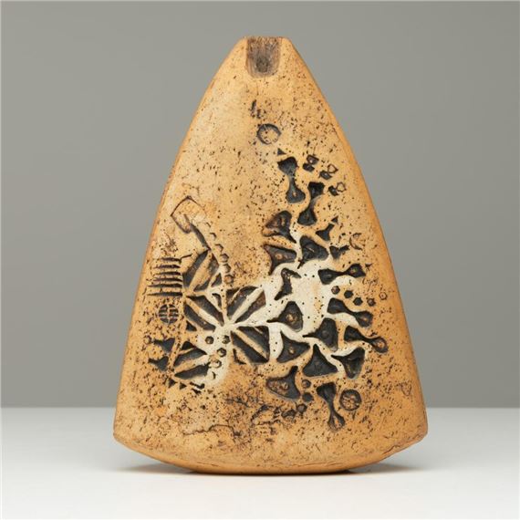 Peter Travis | abstract pottery vase | MutualArt