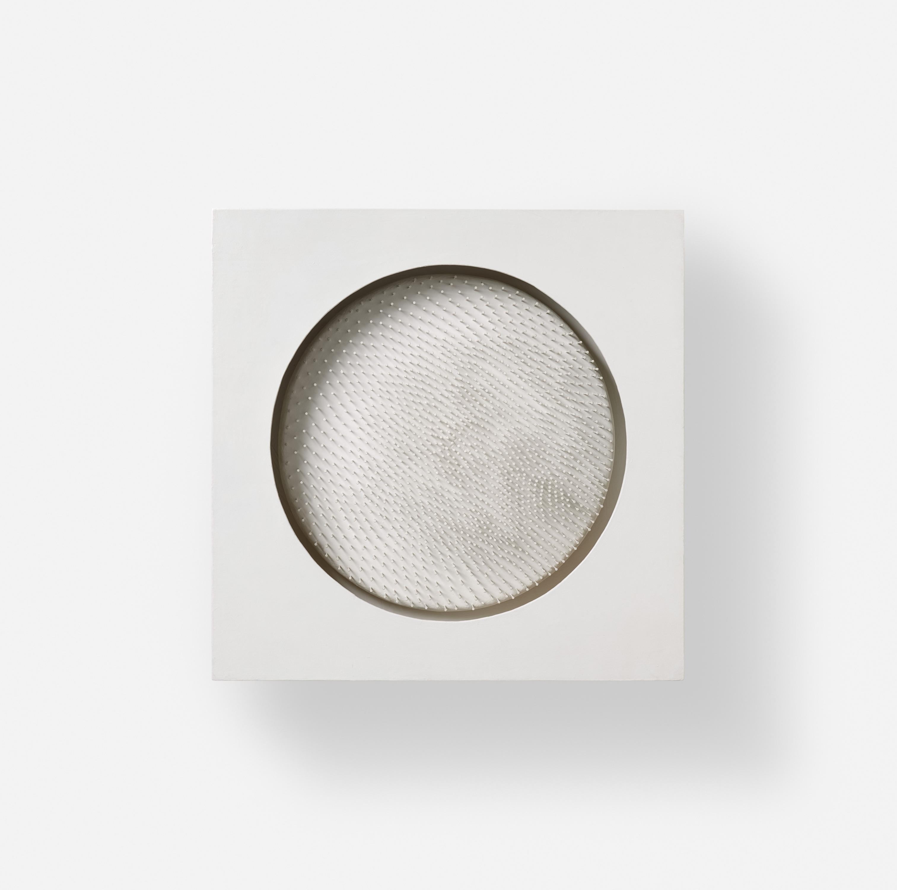 Günther Uecker | Lichtkasten (1966) | MutualArt