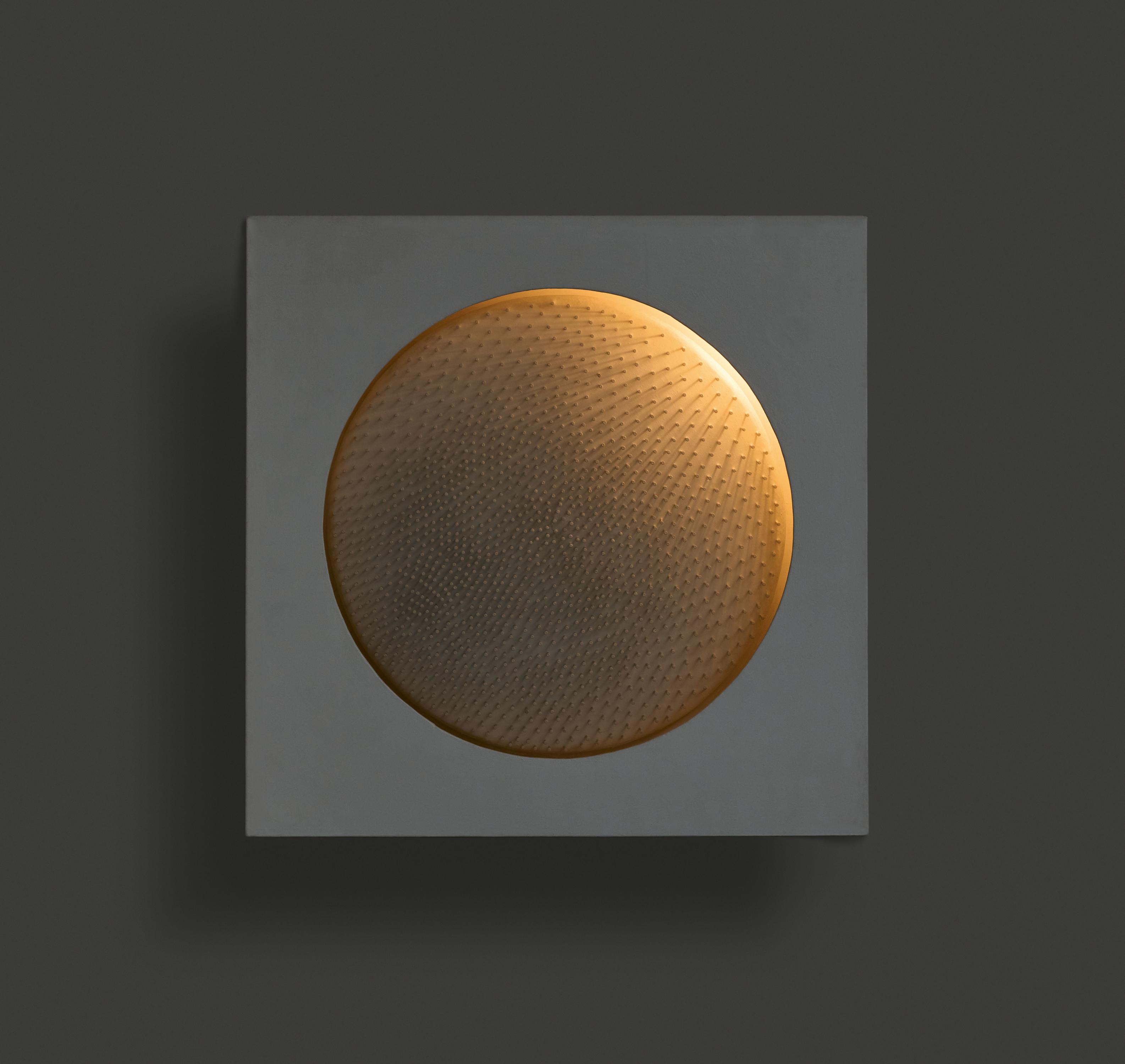 Günther Uecker | Lichtkasten (1966) | MutualArt