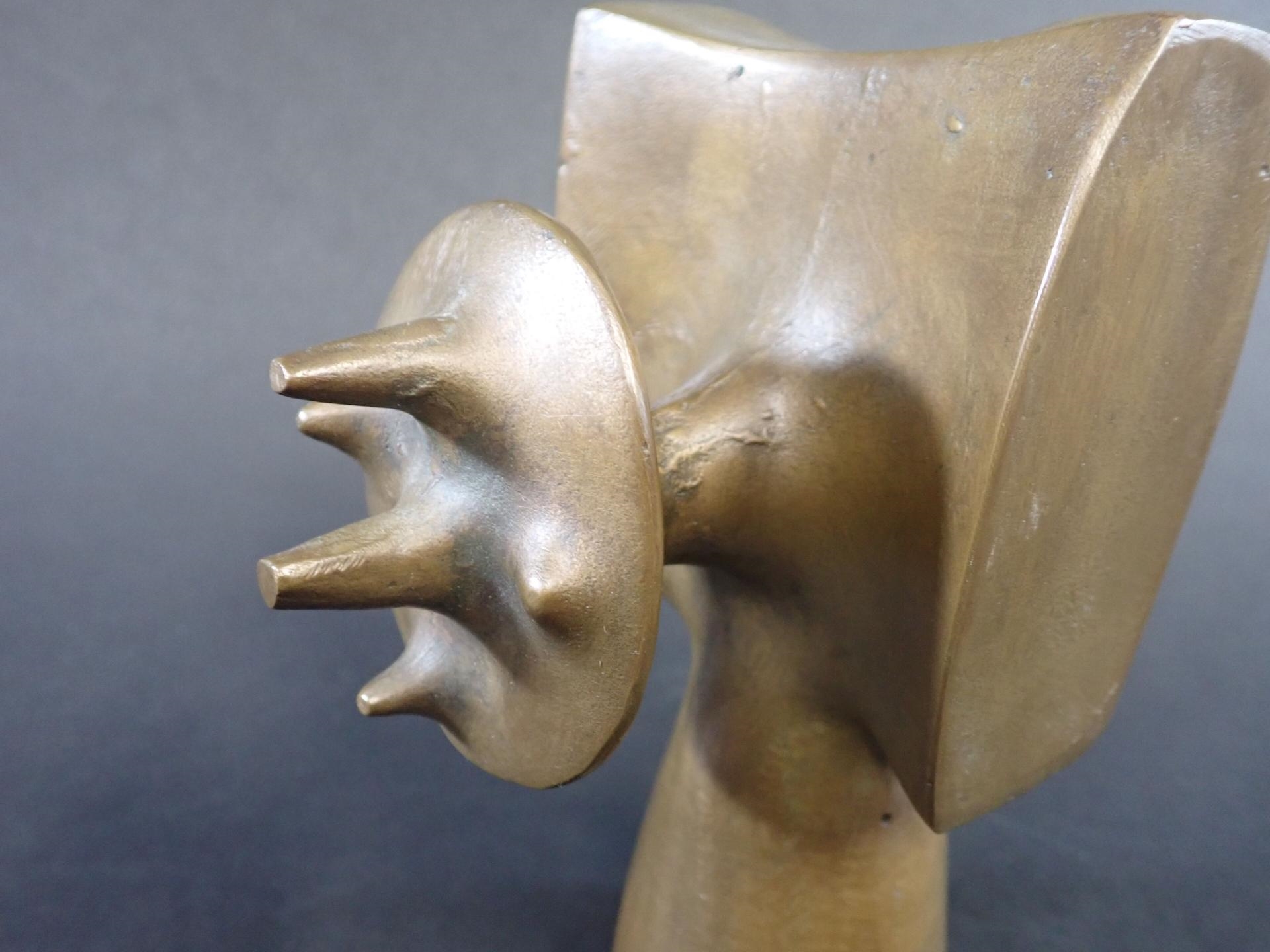 Victor Roman | Maquette de monument en bronze | MutualArt