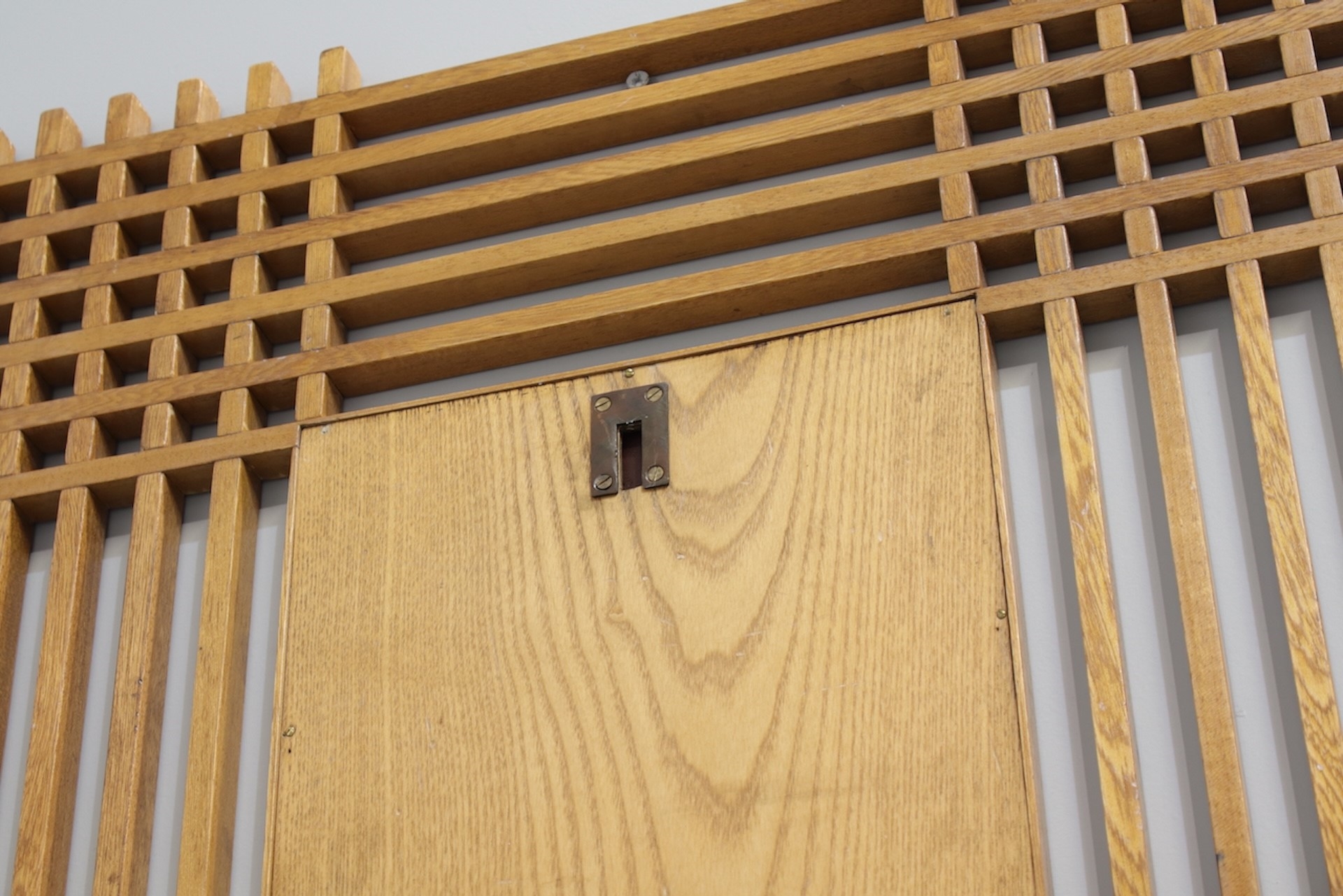 Ettore Sottsass | Oak wooden mirror (1960s) | MutualArt