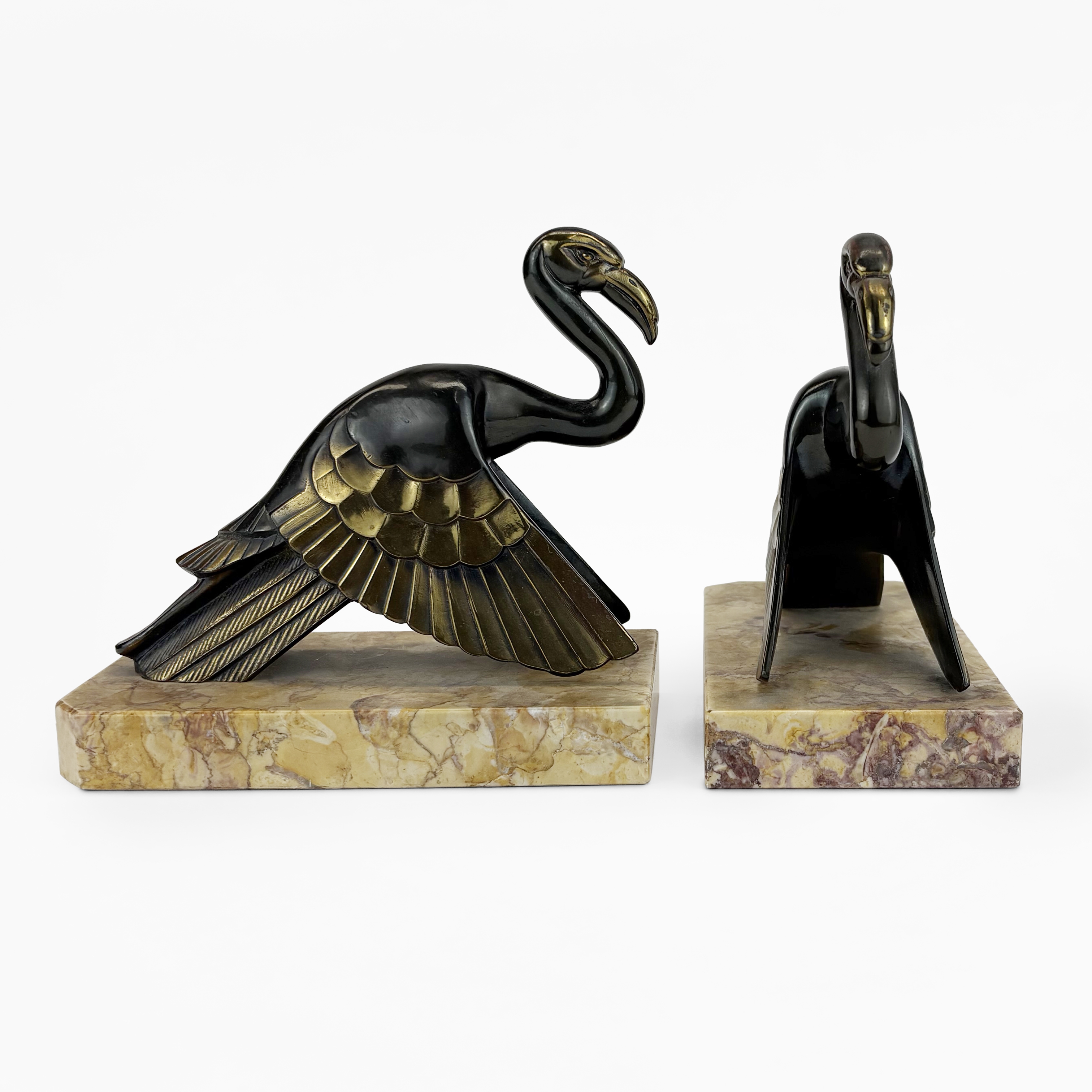 Armand Jamar | Paire de serre-livres vautours Art déco | MutualArt