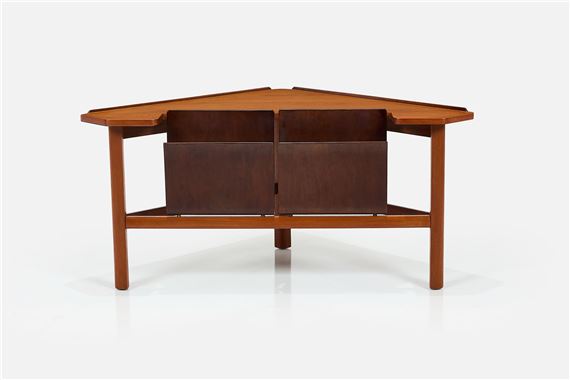 Edward Wormley | Corner Magazine Table (1950s) | MutualArt