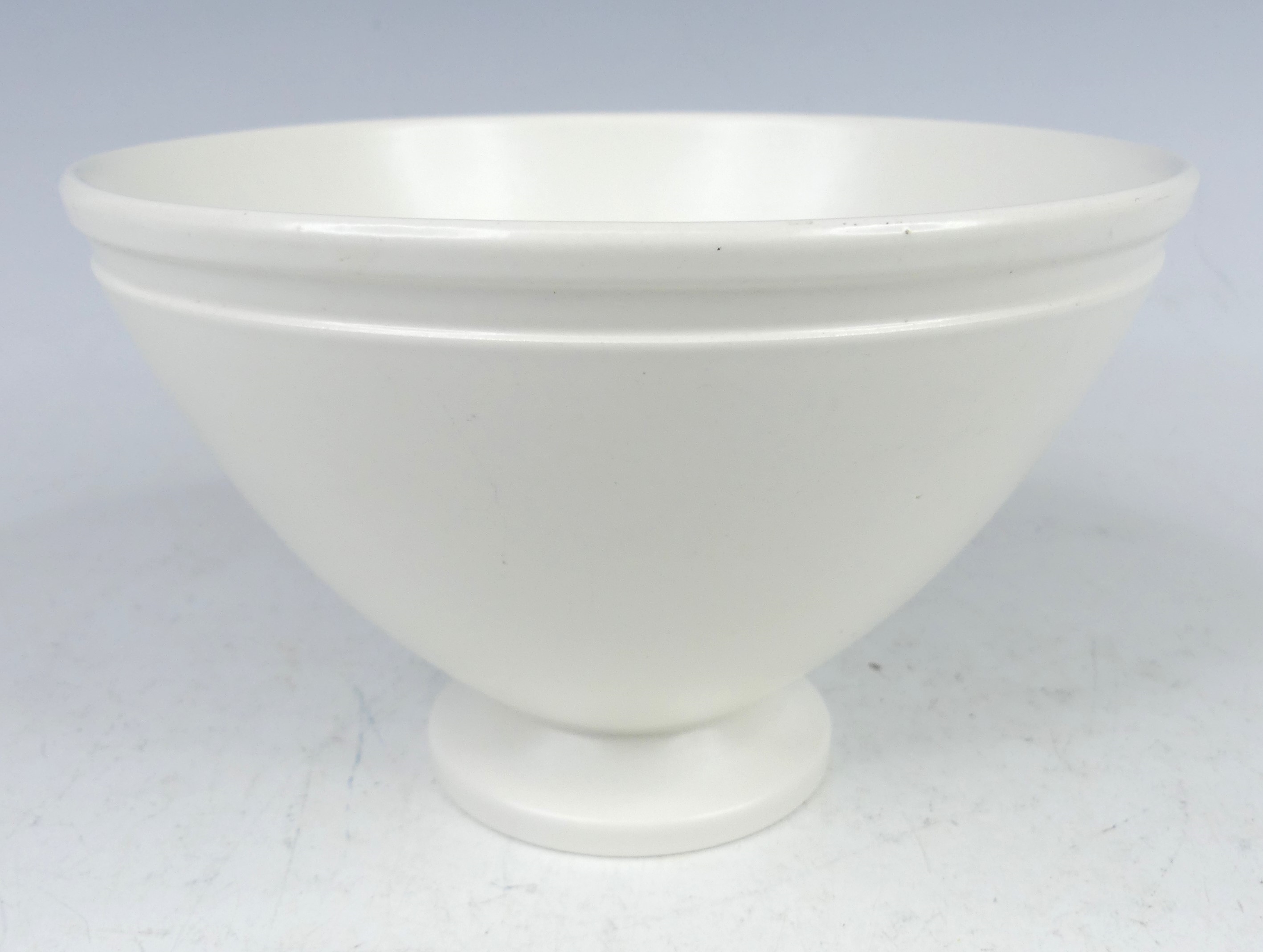 Keith Day Pearce Murray | Moonstone pottery footed bowl | MutualArt